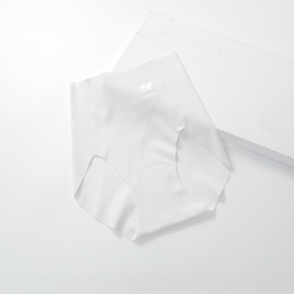 【安心系列】女童高腰羅紋茉莉纖維無痕包臀抑菌內褲 – Embry Form