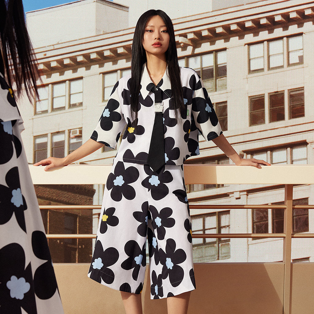 【藝術狂熱】可愛印花純棉睡衣套裝 - 中袖上衣及8分褲 – Embry Form